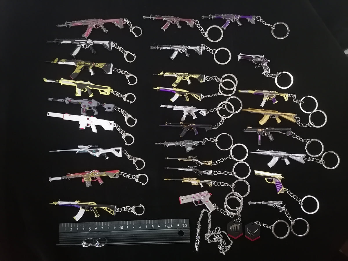 Valorant Weapon Keychain – Gamer Diorama